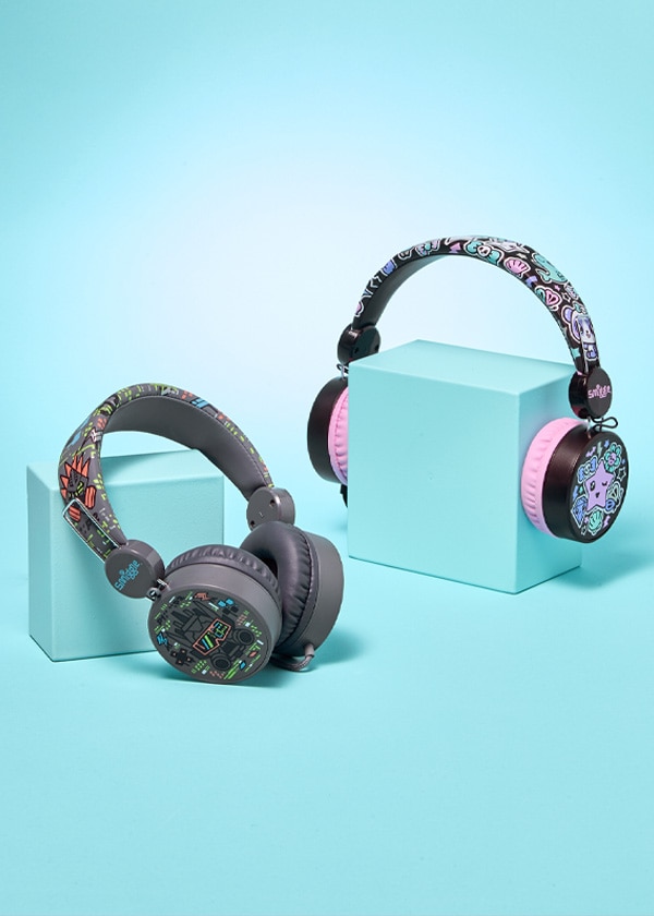 Kids Tech & Toys Sale - Headphones, Clocks & More | Smiggle